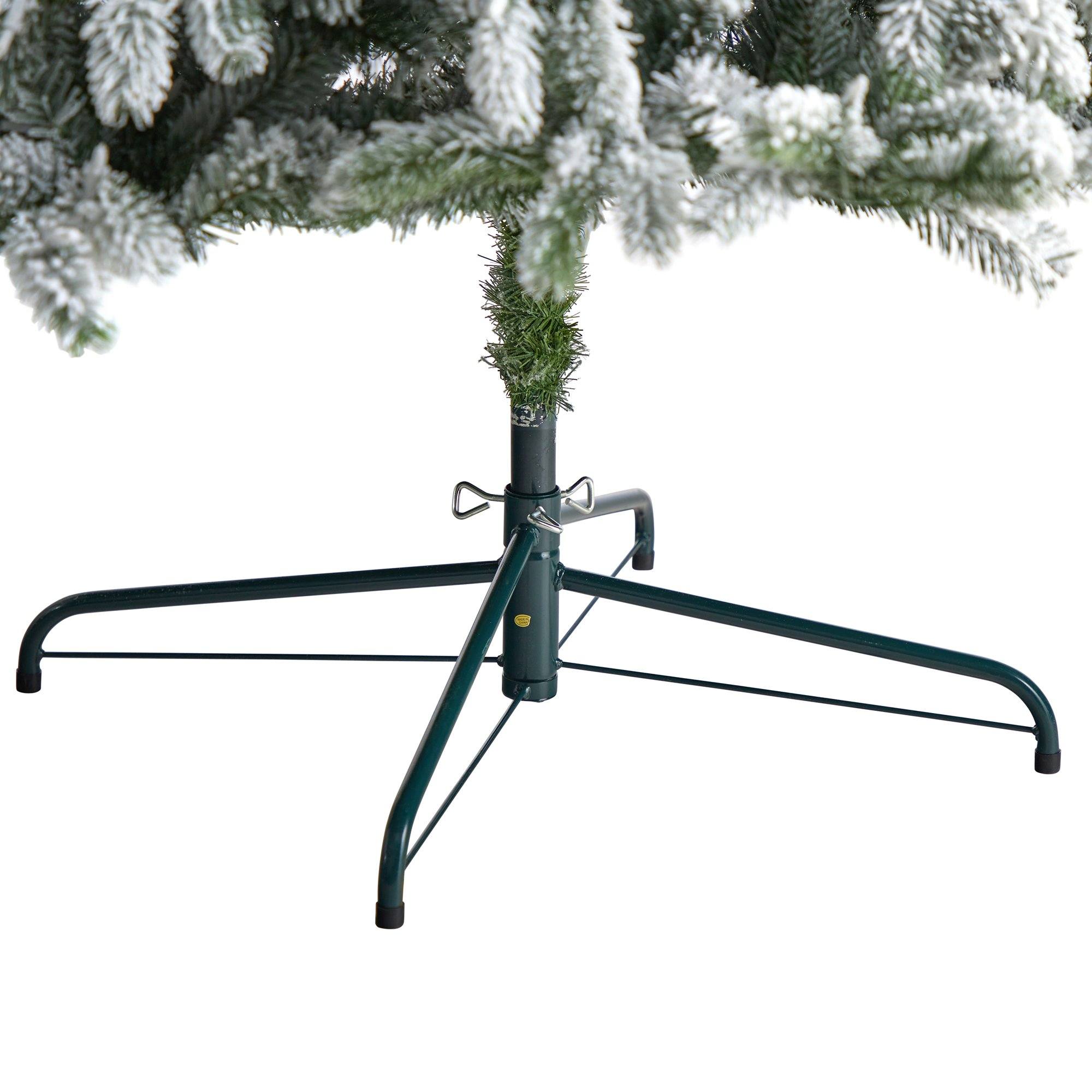 9’ Flocked South Carolina Spruce Artificial Christmas Tree, 850 Clear ...